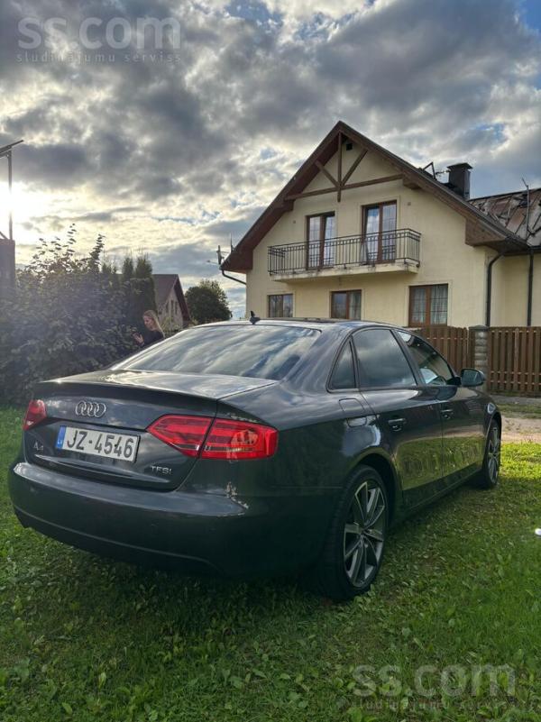 Audi A4 2010 Rīga vietnē Pelēks Audi A4 2010 Rīga, ar dzinēja tilpumu 1.80 L un nobraukumu 363 tūkst. km par 4100 €, foto 6 vietnē AUTOMOTO.COM.LV