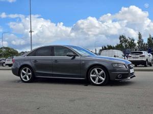 Pelēks Audi A4 2010 Tauragė, ar dzinēja tilpumu 1.80 L un nobraukumu 249 tūkst. km par 4990 €, foto 4 vietnē AUTOMOTO.COM.LV