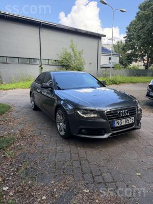 Pelēks Audi A4 2010 Rīga, ar dzinēja tilpumu 2.00 L un nobraukumu 444 tūkst. km par 5000 €, foto 1 vietnē AUTOMOTO.COM.LV