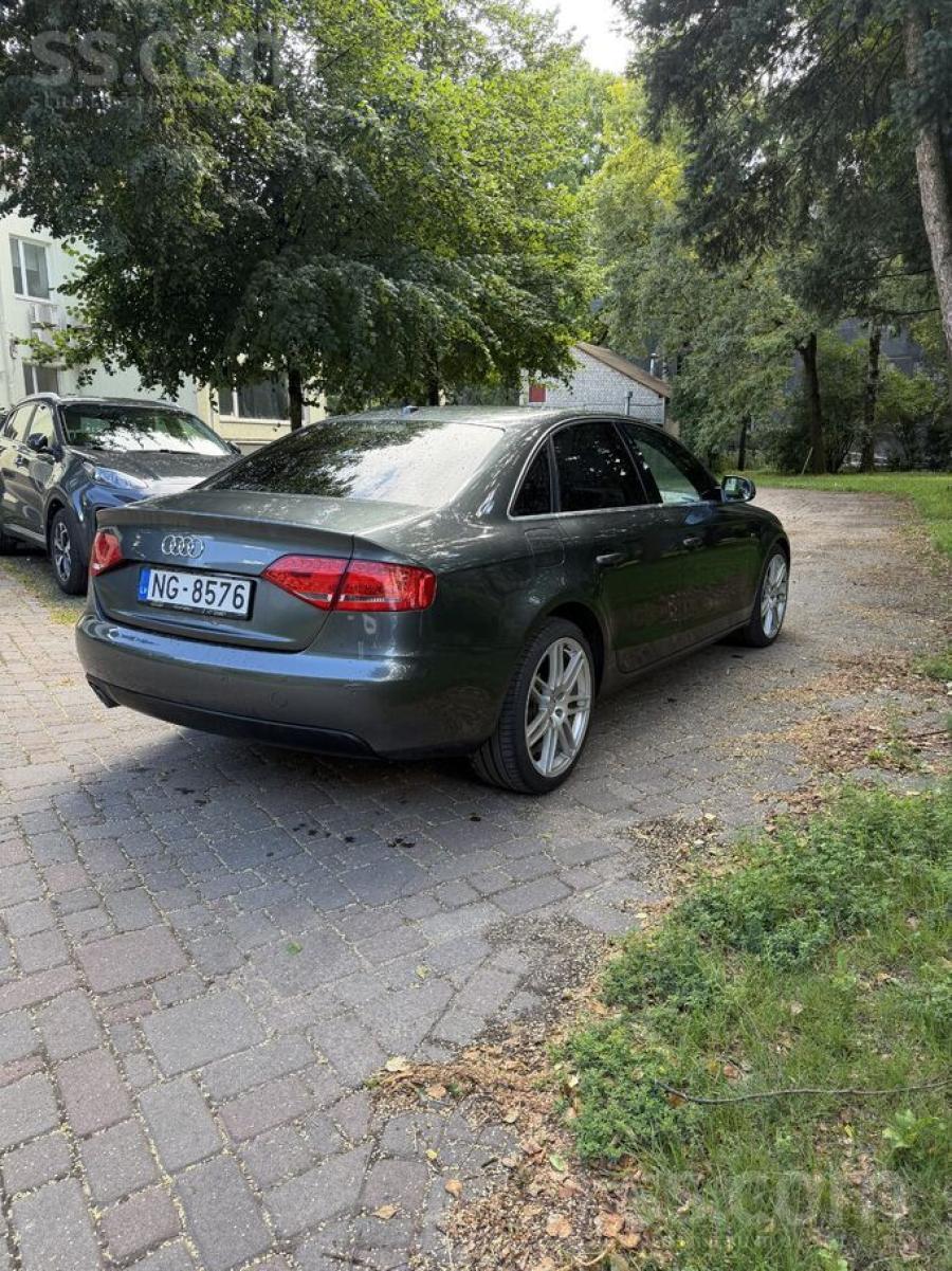 Grey Audi A4 2010 in Riga, with an engine capacity of 2.00 L and mileage of 444 thousand km for 5000 €, photo 4 on AUTOMOTO.COM.LV