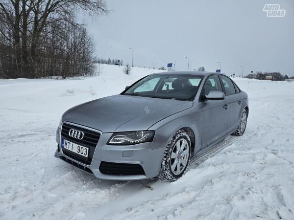 Pelēks Audi A4 2011 Klaipėda, ar dzinēja tilpumu 2.00 L un nobraukumu 277 tūkst. km par 4500 €, foto 4 vietnē AUTOMOTO.COM.LV