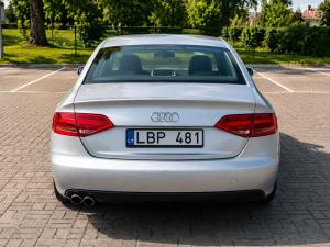 Grey Audi A4 2011 in Kaunas, with an engine capacity of 1.80 L and mileage of 212 thousand km for 5400 €, photo 9 on AUTOMOTO.COM.LV