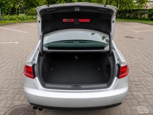 Grey Audi A4 2011 in Kaunas, with an engine capacity of 1.80 L and mileage of 212 thousand km for 5400 €, photo 10 on AUTOMOTO.COM.LV