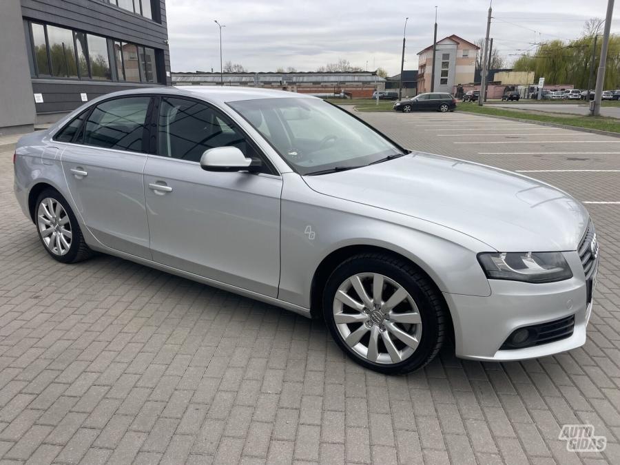Pelēks Audi A4 2011 Kauņa, ar dzinēja tilpumu 2.00 L un nobraukumu 142 tūkst. km par 6700 €, foto 6 vietnē AUTOMOTO.COM.LV