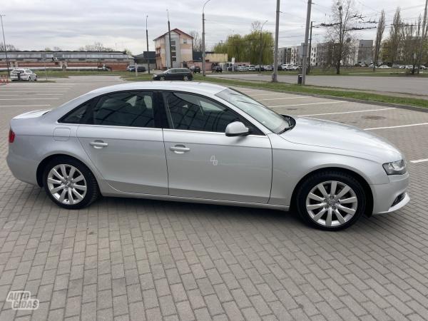 Pelēks Audi A4 2011 Kauņa, ar dzinēja tilpumu 2.00 L un nobraukumu 142 tūkst. km par 6700 €, foto 8 vietnē AUTOMOTO.COM.LV