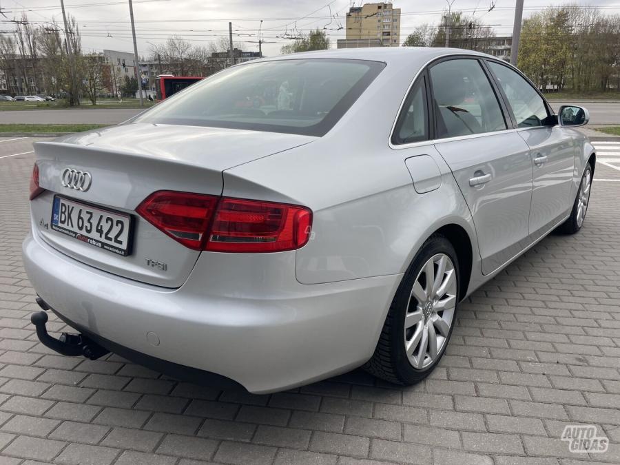 Pelēks Audi A4 2011 Kauņa, ar dzinēja tilpumu 2.00 L un nobraukumu 142 tūkst. km par 6700 €, foto 10 vietnē AUTOMOTO.COM.LV