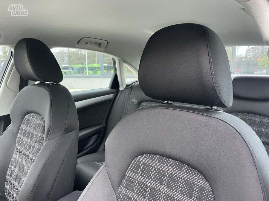 Pelēks Audi A4 2011 Kauņa, ar dzinēja tilpumu 2.00 L un nobraukumu 142 tūkst. km par 6700 €, foto 26 vietnē AUTOMOTO.COM.LV