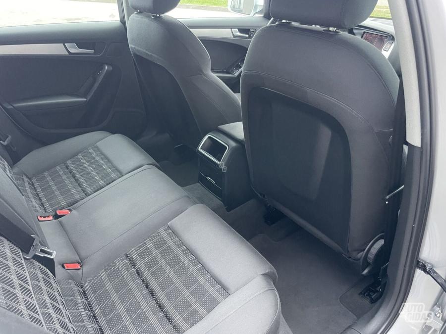 Pelēks Audi A4 2011 Kauņa, ar dzinēja tilpumu 2.00 L un nobraukumu 142 tūkst. km par 6700 €, foto 28 vietnē AUTOMOTO.COM.LV
