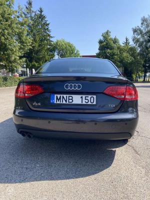 Pelēks Audi A4 2011 Panevēža, ar dzinēja tilpumu 1.97 L un nobraukumu 247 tūkst. km par 6700 €, foto 6 vietnē AUTOMOTO.COM.LV