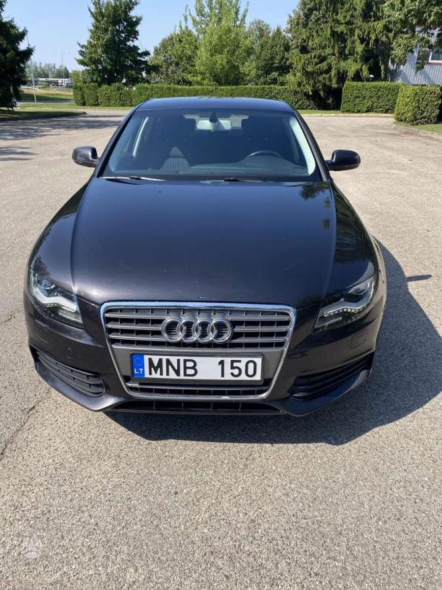 Pelēks Audi A4 2011 Panevēža, ar dzinēja tilpumu 1.97 L un nobraukumu 247 tūkst. km par 6700 €, foto 7 vietnē AUTOMOTO.COM.LV