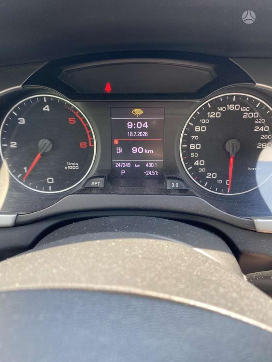 Pelēks Audi A4 2011 Panevēža, ar dzinēja tilpumu 1.97 L un nobraukumu 247 tūkst. km par 6700 €, foto 15 vietnē AUTOMOTO.COM.LV