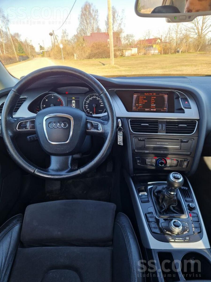 Grey Audi A4 2011 in Riga, with an engine capacity of 2.00 L and mileage of 340 thousand km for 4600 €, photo 9 on AUTOMOTO.COM.LV
