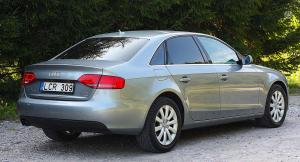 Pelēks Audi A4 2011 Kretinga, ar dzinēja tilpumu 1.98 L un nobraukumu 310 tūkst. km par 4499 €, foto 18 vietnē AUTOMOTO.COM.LV