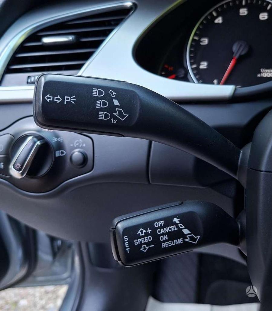 Pelēks Audi A4 2011 Kretinga, ar dzinēja tilpumu 1.98 L un nobraukumu 310 tūkst. km par 4499 €, foto 29 vietnē AUTOMOTO.COM.LV