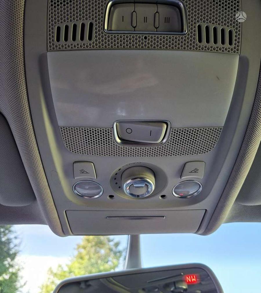 Pelēks Audi A4 2011 Kretinga, ar dzinēja tilpumu 1.98 L un nobraukumu 310 tūkst. km par 4499 €, foto 35 vietnē AUTOMOTO.COM.LV