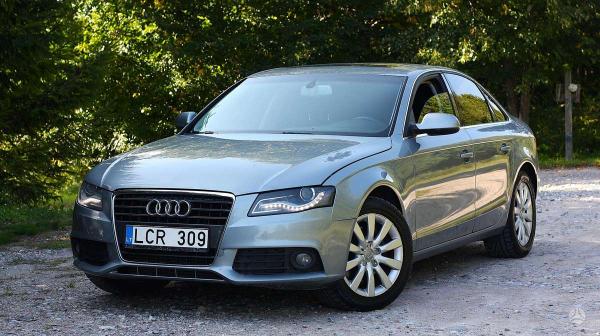 Audi A4 2011 in Kretinga on AUTOMOTO.COM.LV Grey Audi A4 2011 in Kretinga, with an engine capacity of 1.98 L and mileage of 310 thousand km for 4499 €, photo 1 on AUTOMOTO.COM.LV