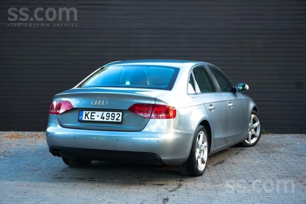 Grey Audi A4 2011 in Riga, with an engine capacity of 2.00 L and mileage of 315 thousand km for 5490 €, photo 4 on AUTOMOTO.COM.LV