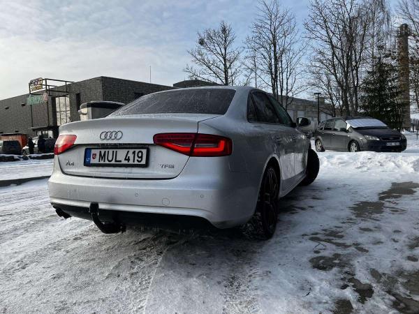 Grey Audi A4 2012 in Vilkaviskis, with an engine capacity of 1.80 L and mileage of 191 thousand km for 7500 €, photo 5 on AUTOMOTO.COM.LV