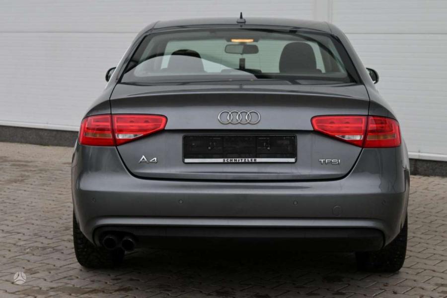 Pelēks Audi A4 2012 Kretinga, ar dzinēja tilpumu 1.80 L un nobraukumu 188 tūkst. km par 7450 €, foto 9 vietnē AUTOMOTO.COM.LV