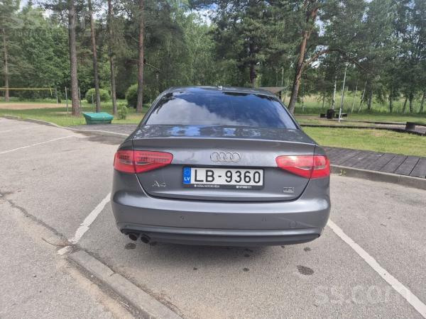 Pelēks Audi A4 2012 Rīga, ar dzinēja tilpumu 2.00 L un nobraukumu 340 tūkst. km par 8500 €, foto 5 vietnē AUTOMOTO.COM.LV