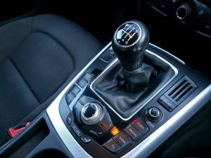 Grey Audi A4 2012 in Riga, with an engine capacity of 2.00 L and mileage of 240 thousand km for 4990 €, photo 20 on AUTOMOTO.COM.LV