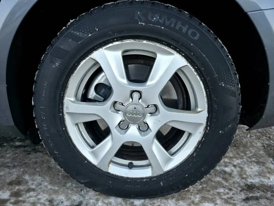 Grey Audi A4 2012 in Riga, with an engine capacity of 2.00 L and mileage of 240 thousand km for 4990 €, photo 34 on AUTOMOTO.COM.LV