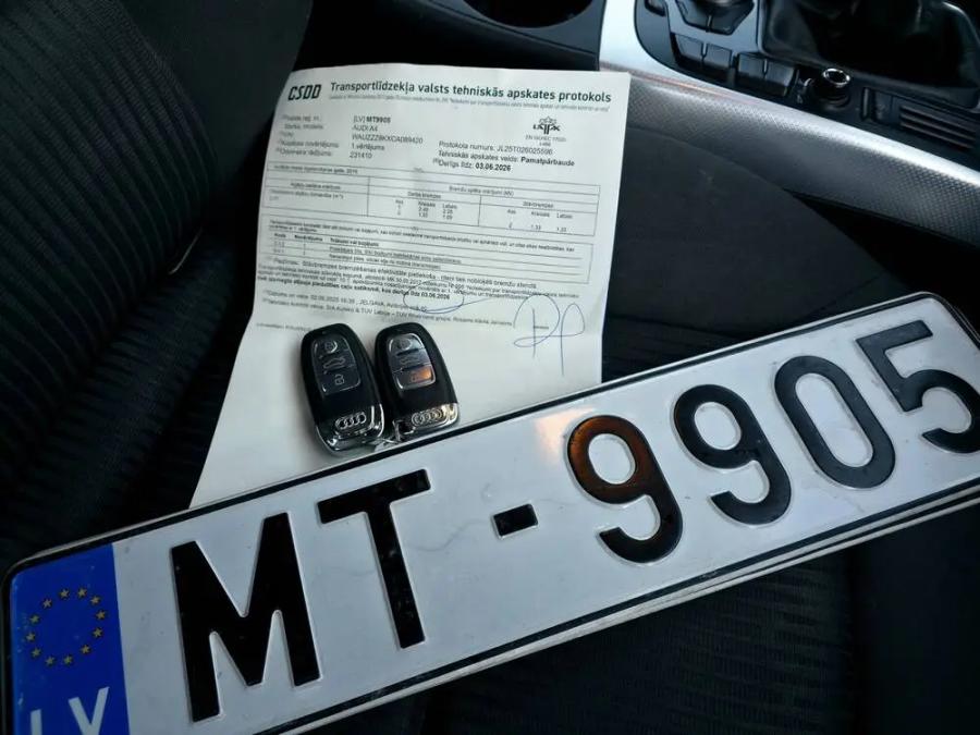 Grey Audi A4 2012 in Riga, with an engine capacity of 2.00 L and mileage of 240 thousand km for 4990 €, photo 36 on AUTOMOTO.COM.LV