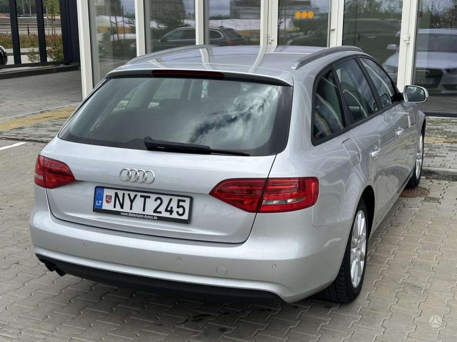Grey Audi A4 2012 in Vilnius, with an engine capacity of 1.97 L and mileage of 216 thousand km for 5000 €, photo 5 on AUTOMOTO.COM.LV