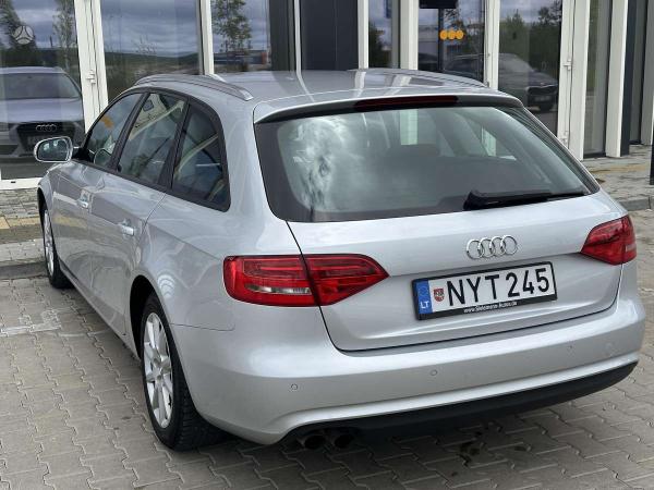 Grey Audi A4 2012 in Vilnius, with an engine capacity of 1.97 L and mileage of 216 thousand km for 5000 €, photo 6 on AUTOMOTO.COM.LV