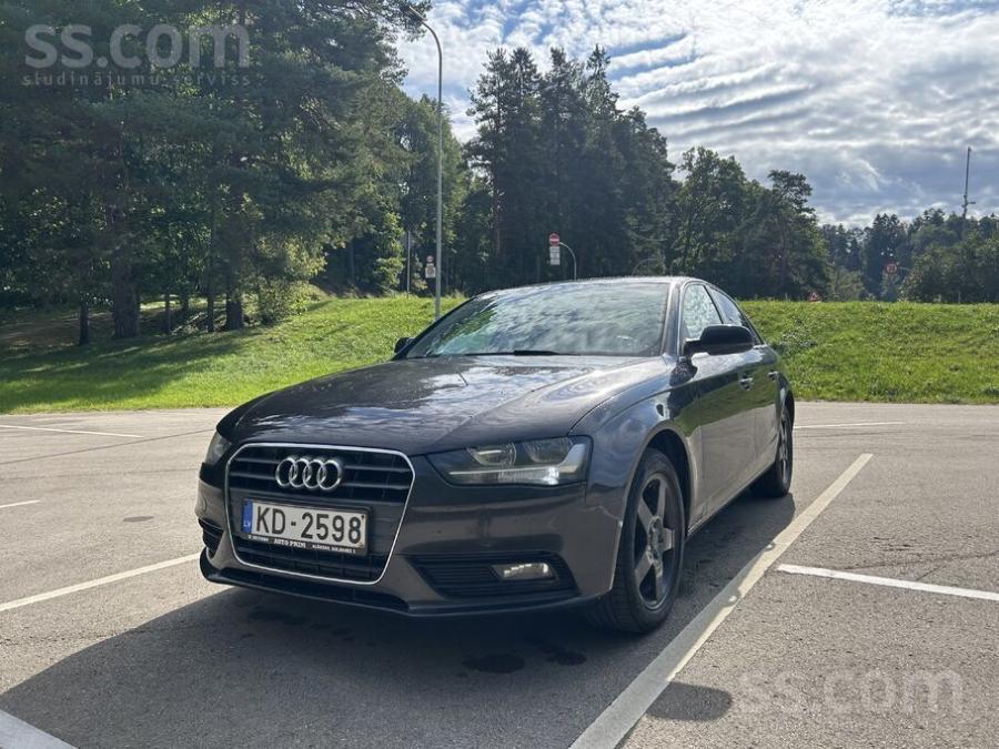 Grey Audi A4 2012 in Aluksne, with an engine capacity of 2.00 L and mileage of 0 thousand km for 4800 €, photo 3 on AUTOMOTO.COM.LV