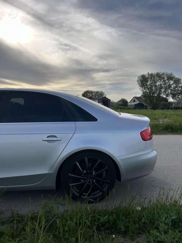 Audi A4 2012 Klaipėda vietnē Pelēks Audi A4 2012 Klaipėda, ar dzinēja tilpumu 1.97 L un nobraukumu 290 tūkst. km par 6000 €, foto 5 vietnē AUTOMOTO.COM.LV
