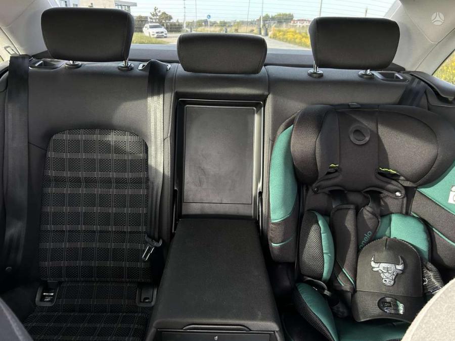 Pelēks Audi A4 2012 Klaipėda, ar dzinēja tilpumu 1.97 L un nobraukumu 290 tūkst. km par 6000 €, foto 8 vietnē AUTOMOTO.COM.LV