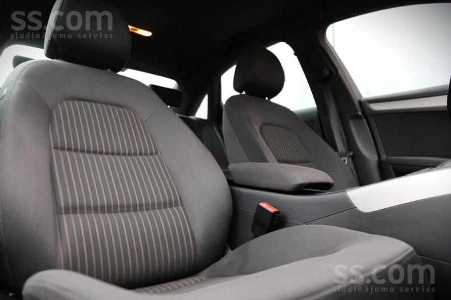 Grey Audi A4 2012 in Riga, with an engine capacity of 2.00 L and mileage of 285 thousand km for 6495 €, photo 14 on AUTOMOTO.COM.LV