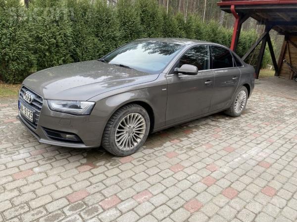 Pelēks Audi A4 2013 Ogre, ar dzinēja tilpumu 3.00 L un nobraukumu 320 tūkst. km par 9650 €, foto 10 vietnē AUTOMOTO.COM.LV
