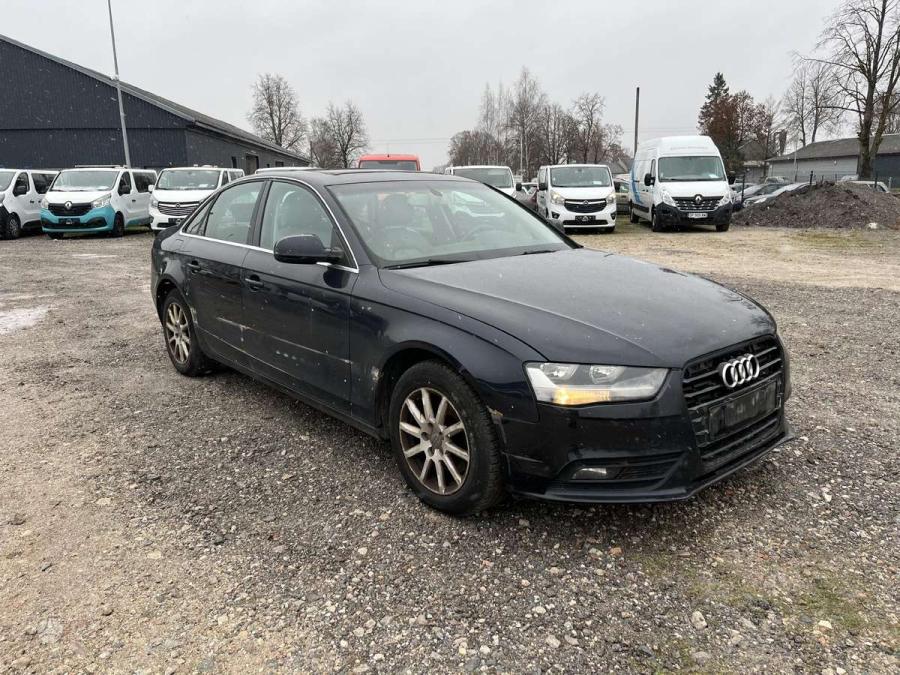Grey Audi A4 2013 in Taurage, with an engine capacity of 1.97 L and mileage of 300 thousand km for 4900 €, photo 1 on AUTOMOTO.COM.LV