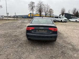 Grey Audi A4 2013 in Taurage, with an engine capacity of 1.97 L and mileage of 300 thousand km for 4900 €, photo 10 on AUTOMOTO.COM.LV