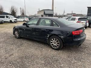 Grey Audi A4 2013 in Taurage, with an engine capacity of 1.97 L and mileage of 300 thousand km for 4900 €, photo 12 on AUTOMOTO.COM.LV