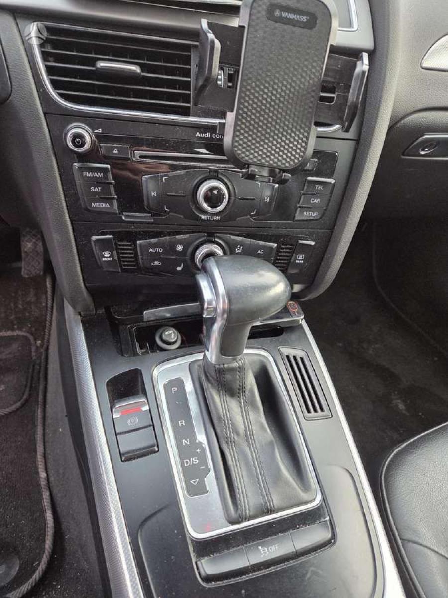 Grey Audi A4 2013 in Vilnius, with an engine capacity of 1.98 L and mileage of 168 thousand km for 6700 €, photo 12 on AUTOMOTO.COM.LV