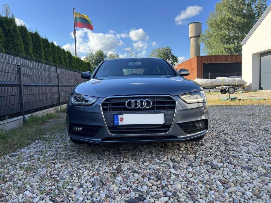 Grey Audi A4 2013 in Vilnius, with an engine capacity of 1.98 L and mileage of 205 thousand km for 6500 €, photo 14 on AUTOMOTO.COM.LV