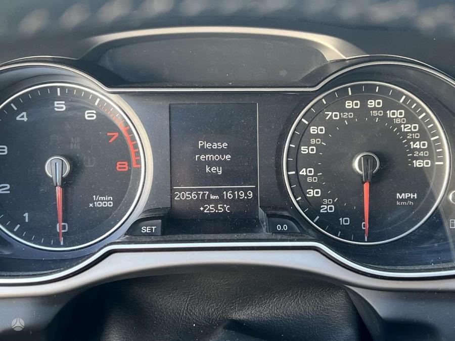 Grey Audi A4 2013 in Vilnius, with an engine capacity of 1.98 L and mileage of 205 thousand km for 6500 €, photo 16 on AUTOMOTO.COM.LV