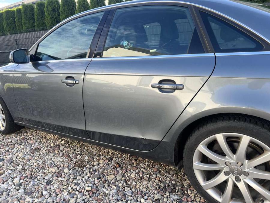 Grey Audi A4 2013 in Vilnius, with an engine capacity of 1.98 L and mileage of 205 thousand km for 6500 €, photo 19 on AUTOMOTO.COM.LV