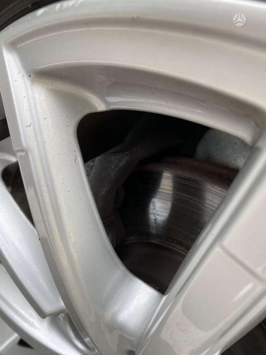 Grey Audi A4 2014 in Vilnius, with an engine capacity of 1.98 L and mileage of 161 thousand km for 9300 €, photo 33 on AUTOMOTO.COM.LV