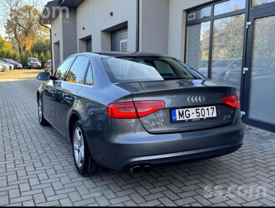 Grey Audi A4 2015 in Riga, with an engine capacity of 1.80 L and mileage of 207 thousand km for 12500 €, photo 5 on AUTOMOTO.COM.LV