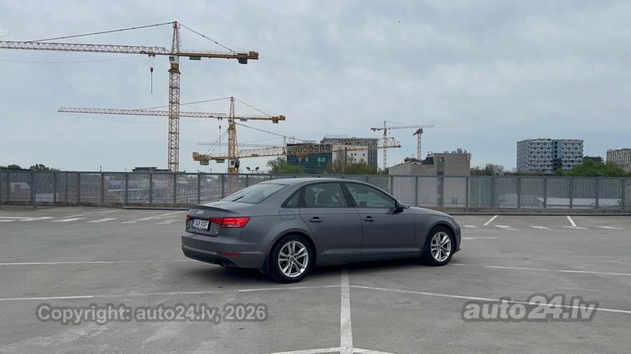 Grey Audi A4 2017 in Tallinn, with an engine capacity of 2.00 L and mileage of 118 thousand km for 17500 €, photo 7 on AUTOMOTO.COM.LV
