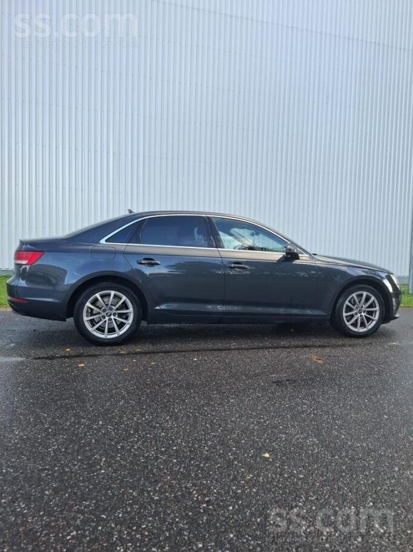 Audi A4 2017 in Riga on AUTOMOTO.COM.LV Grey Audi A4 2017 in Riga, with an engine capacity of 1.40 L and mileage of 164 thousand km for 15100 €, photo 3 on AUTOMOTO.COM.LV