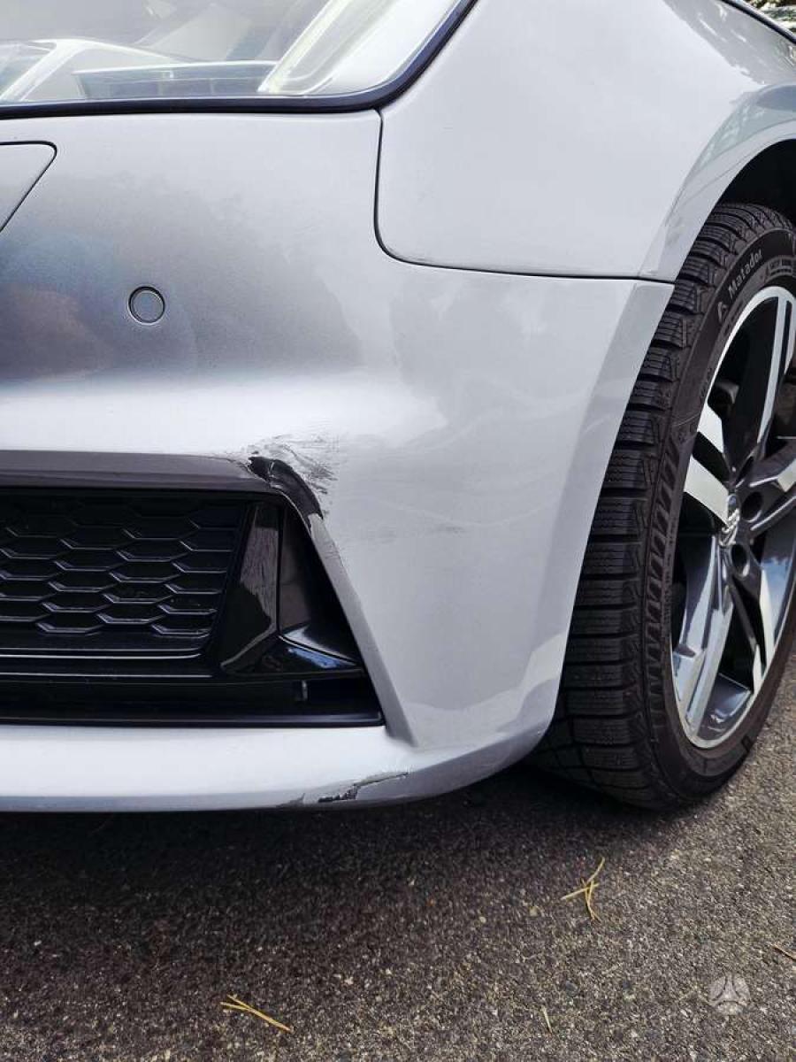Grey Audi A4 2018 in Vilnius, with an engine capacity of 1.98 L and mileage of 160 thousand km for 12500 €, photo 16 on AUTOMOTO.COM.LV