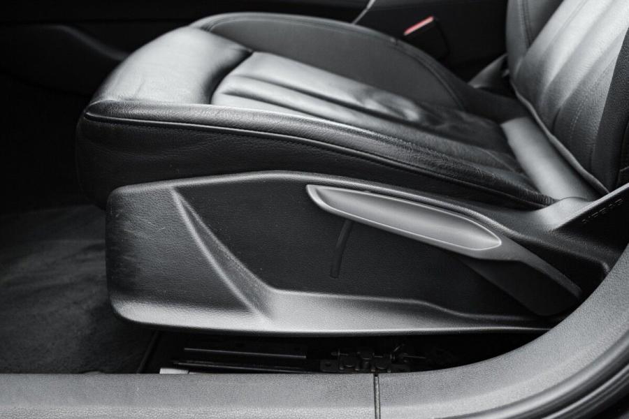 Pelēks Audi A4 2019 Mārupe, ar dzinēja tilpumu 2.00 L un nobraukumu 119 tūkst. km par 18050 €, foto 8 vietnē AUTOMOTO.COM.LV