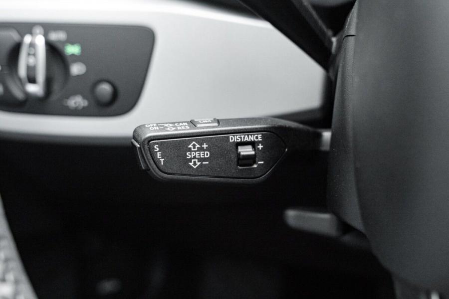 Pelēks Audi A4 2019 Mārupe, ar dzinēja tilpumu 2.00 L un nobraukumu 119 tūkst. km par 18050 €, foto 15 vietnē AUTOMOTO.COM.LV