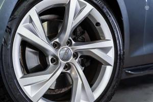 Grey Audi A4 2019 in Vilnius, with an engine capacity of 1.98 L and mileage of 99 thousand km for 23999 €, photo 15 on AUTOMOTO.COM.LV