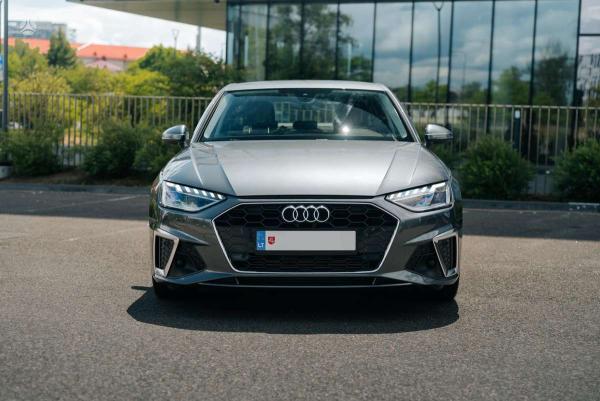 Grey Audi A4 2020 in Vilnius, with an engine capacity of 1.98 L and mileage of 98 thousand km for 22700 €, photo 2 on AUTOMOTO.COM.LV